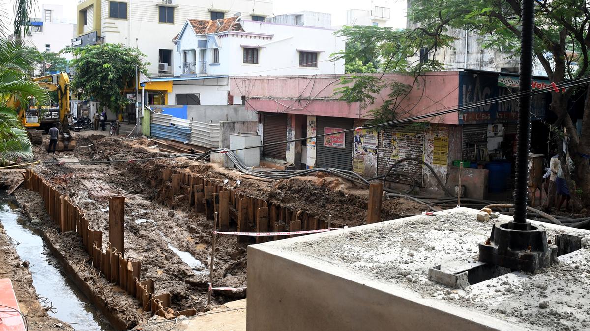 Highways dept. ropes in sub-contractors to speed up storm-water drain work - The Hindu